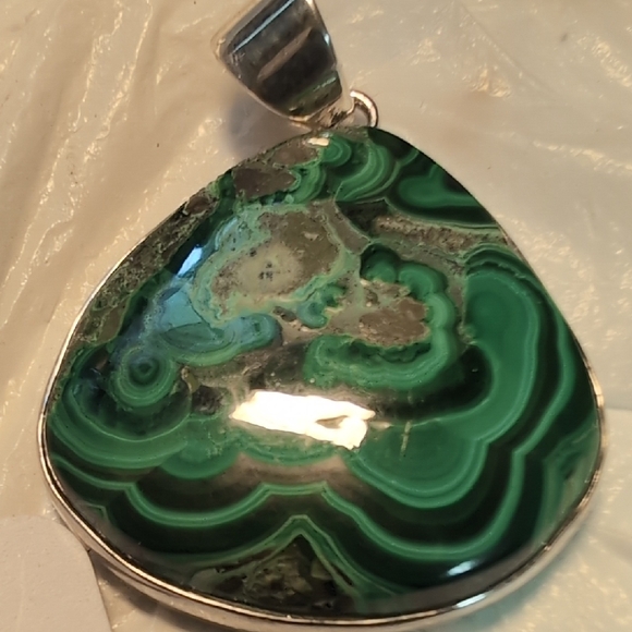 Jewelry | Elegant Green Malakite With Chroysacola Markings Pendant ...